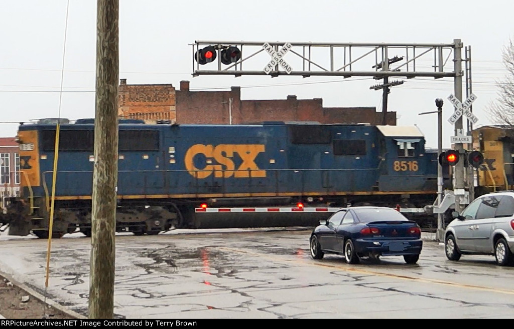 CSX 8516